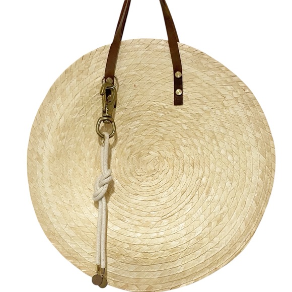 Bags | Woven Round Straw Tote Bag Boho Chic Summer Essential Neutral ...